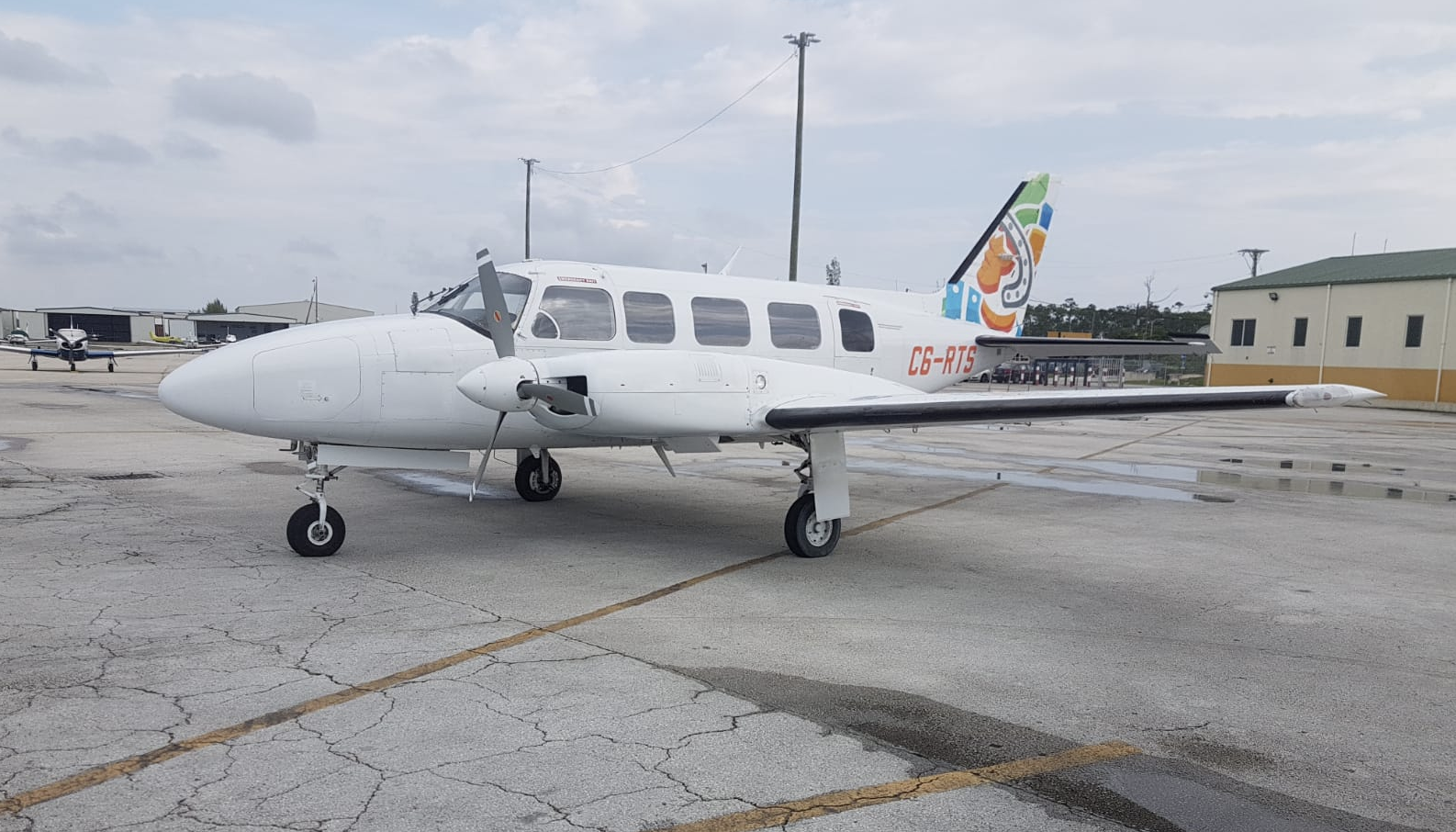 1980 Piper PA31-350 Navajo Chieftain for sale
