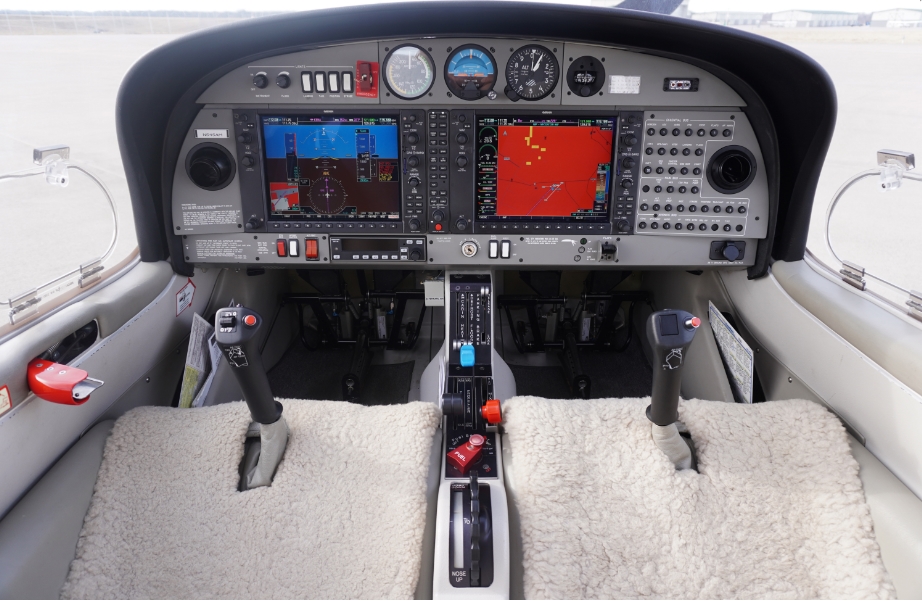2006 Diamond DA40 for sale