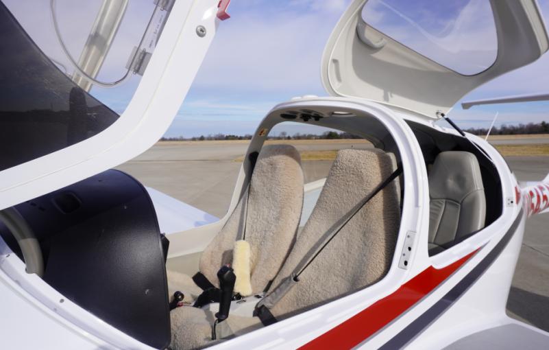 2006 Diamond DA40 for sale
