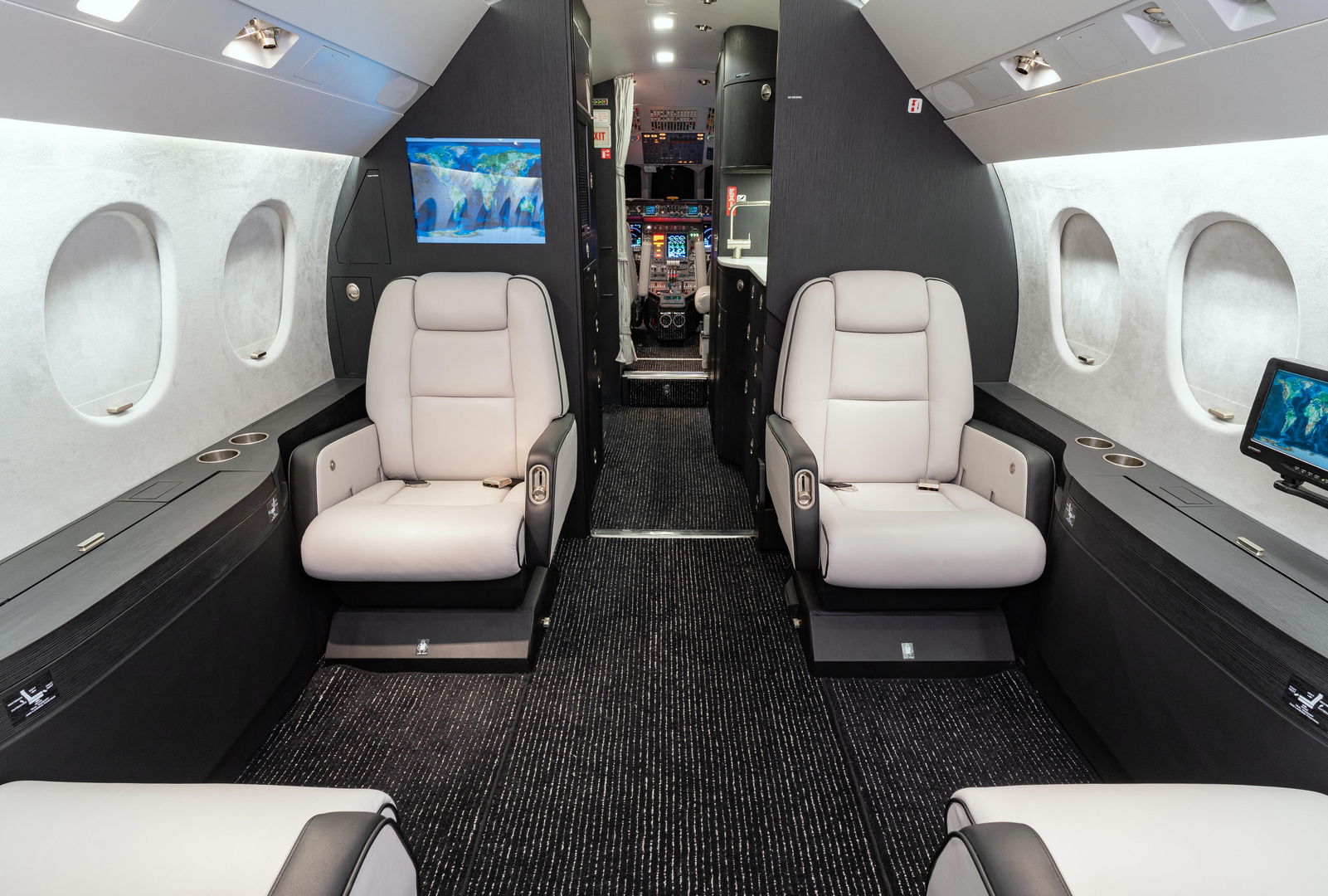 2004 Dassault Falcon 900C for sale