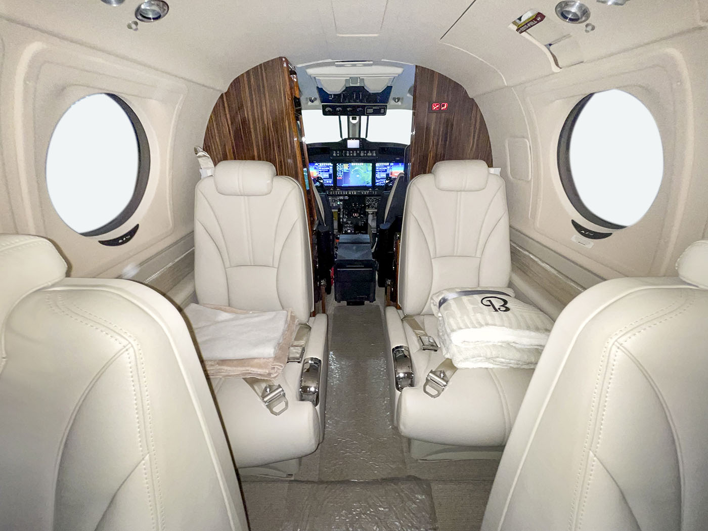 2022 Beechcraft King Air 260 for sale