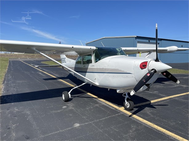 1982 Cessna 182R for sale
