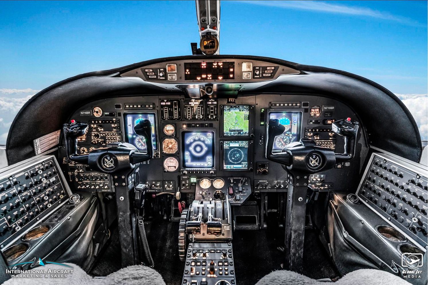Cessna Citation Ultra Cockpit