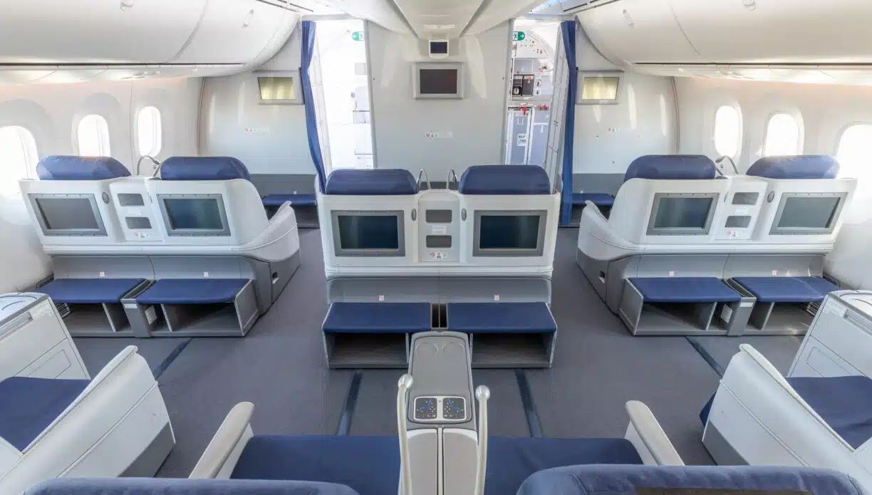 Boeing 787 8 Dreamliner First Class
