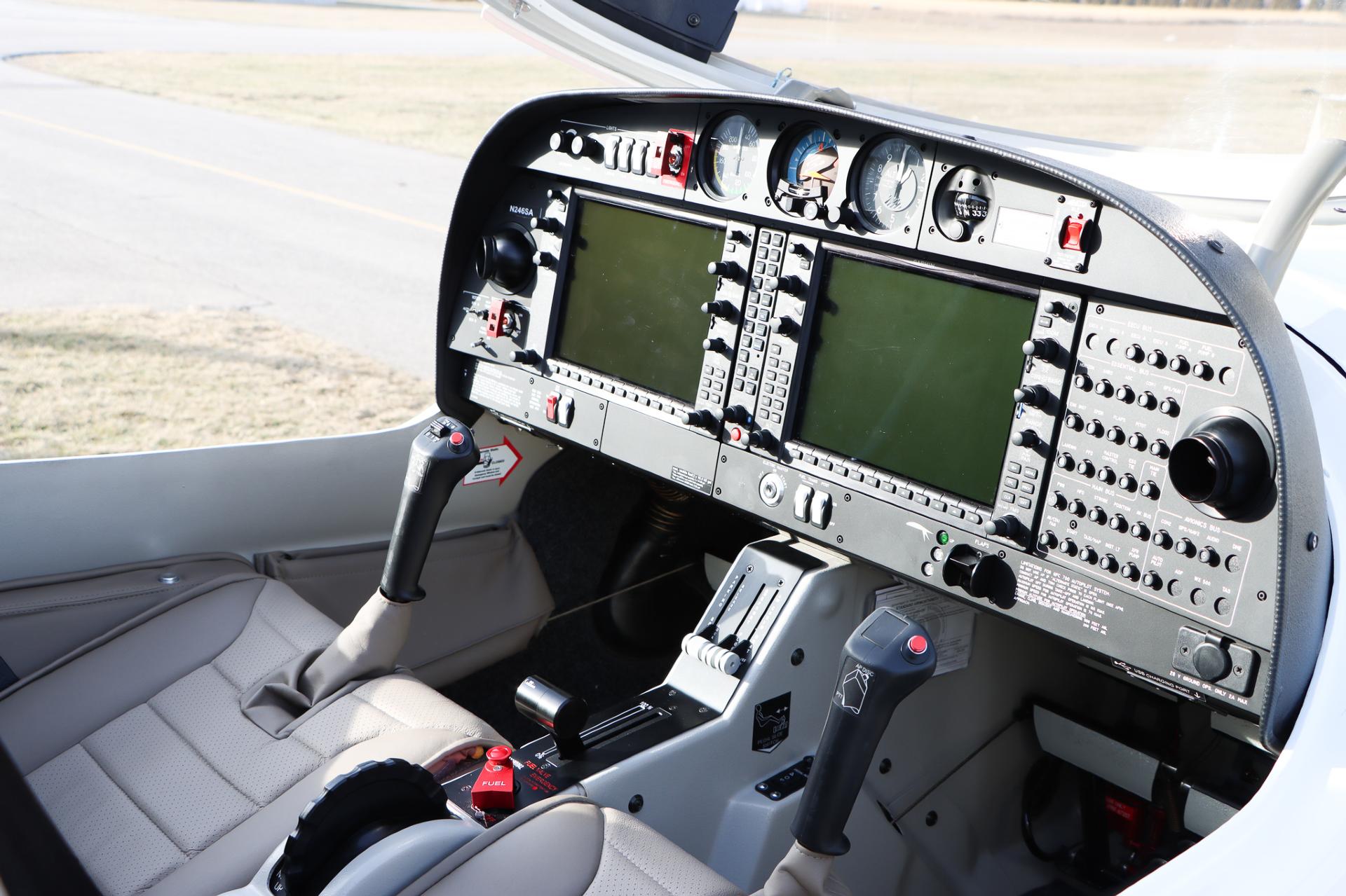 2022 Diamond DA40-NG for sale