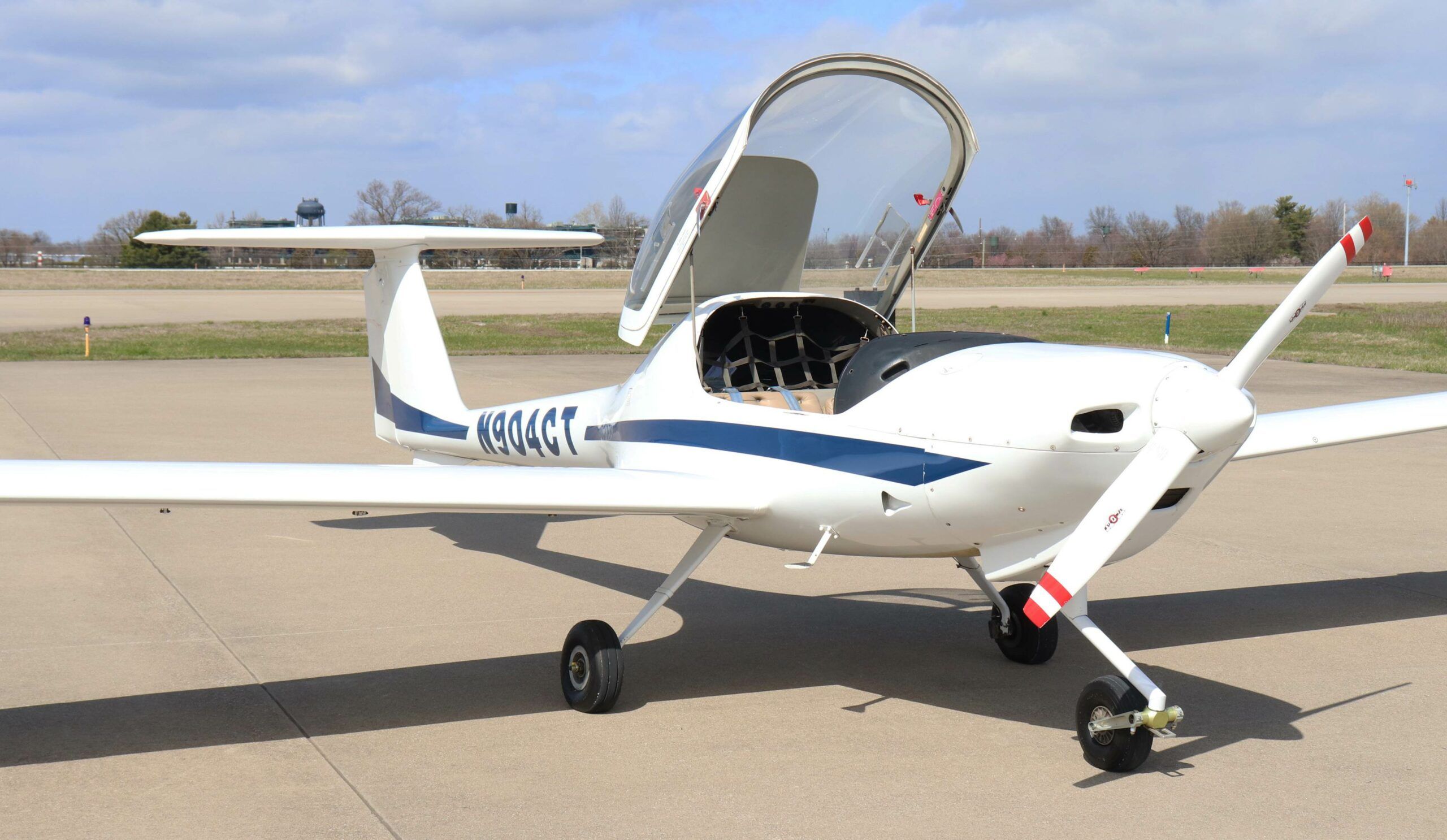 2000 Diamond Evolution DA20-C1 for sale