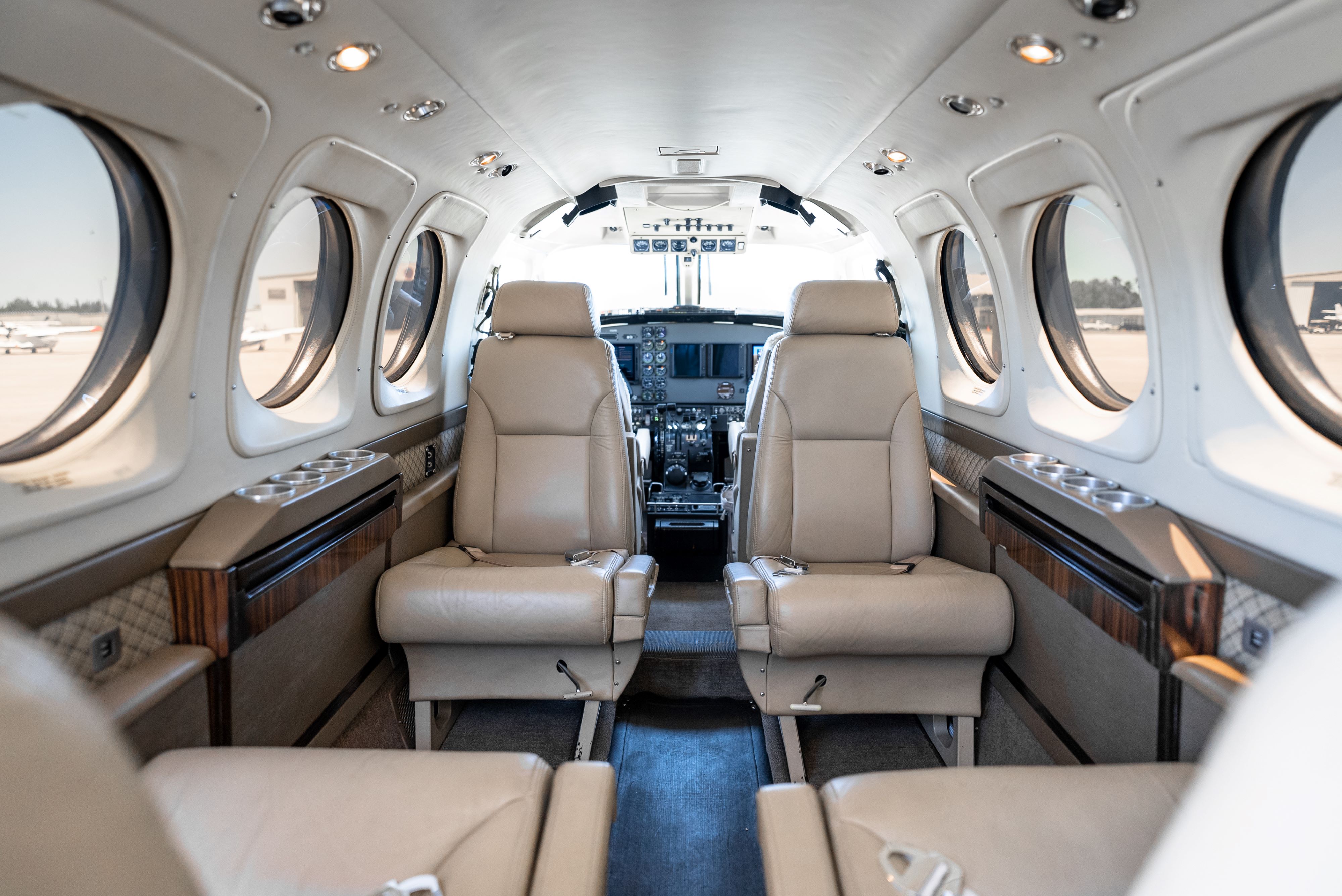 1999 Beechcraft King Air C90B for sale