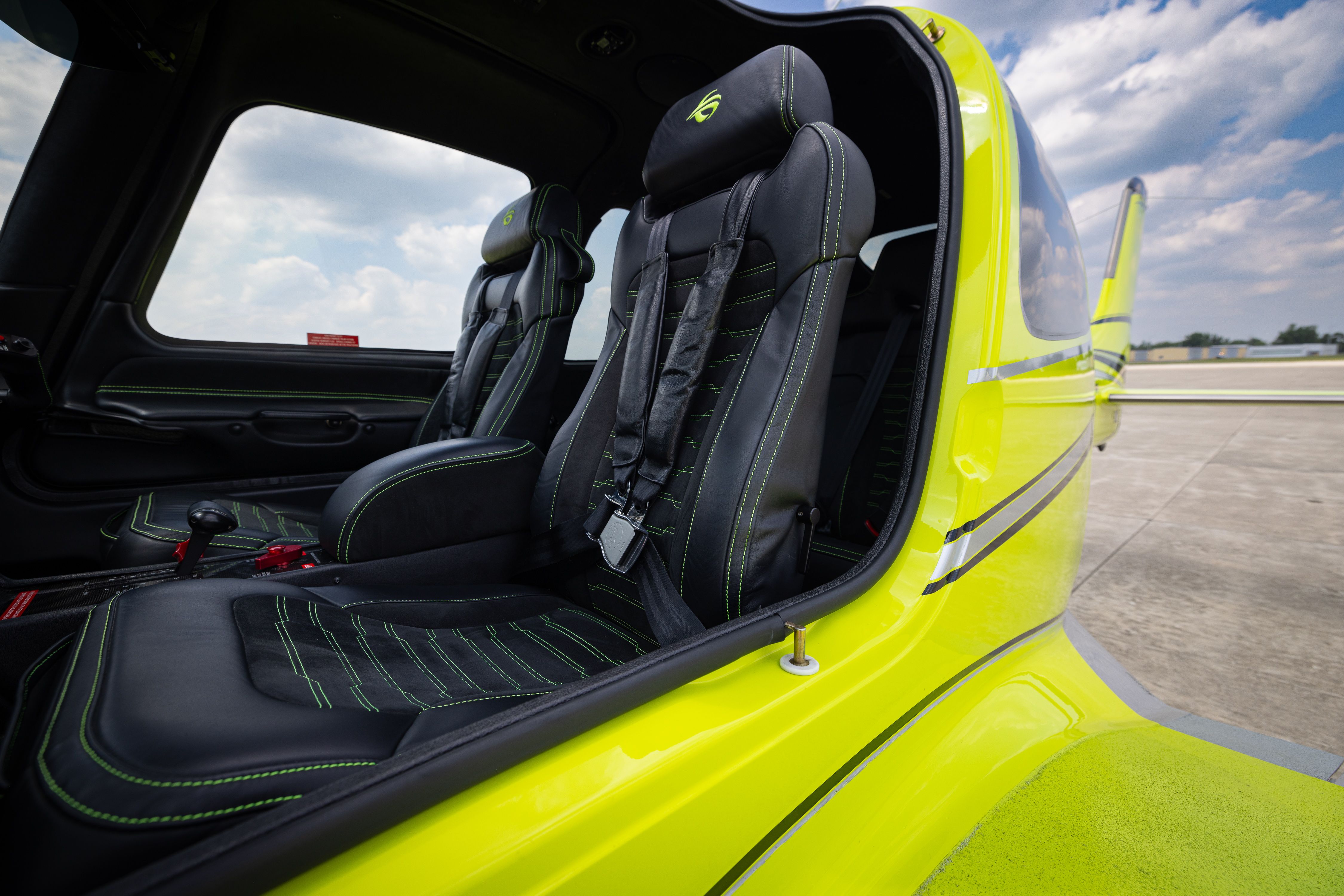 Cirrus Sr22 Interior