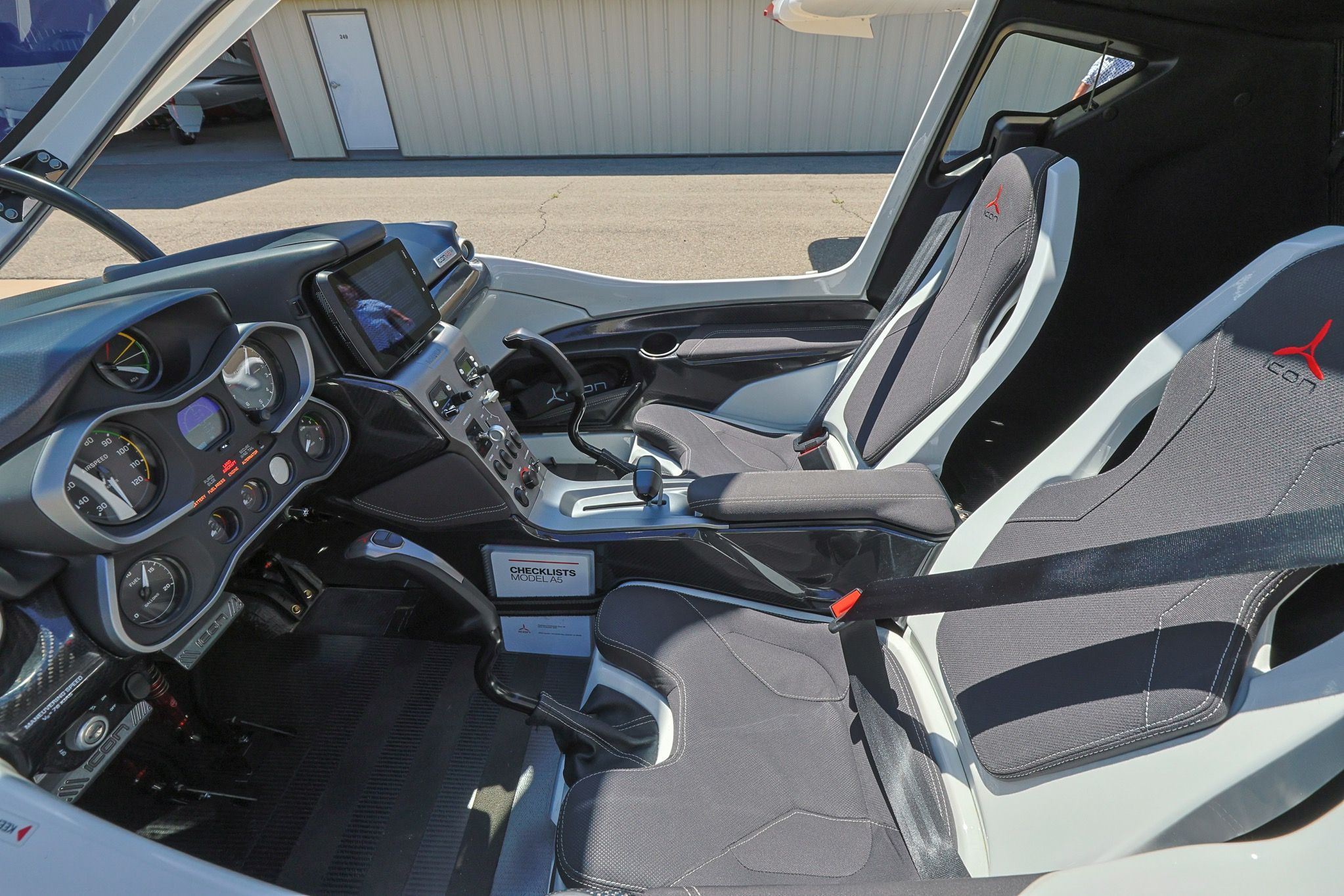 Icon A5 Interior