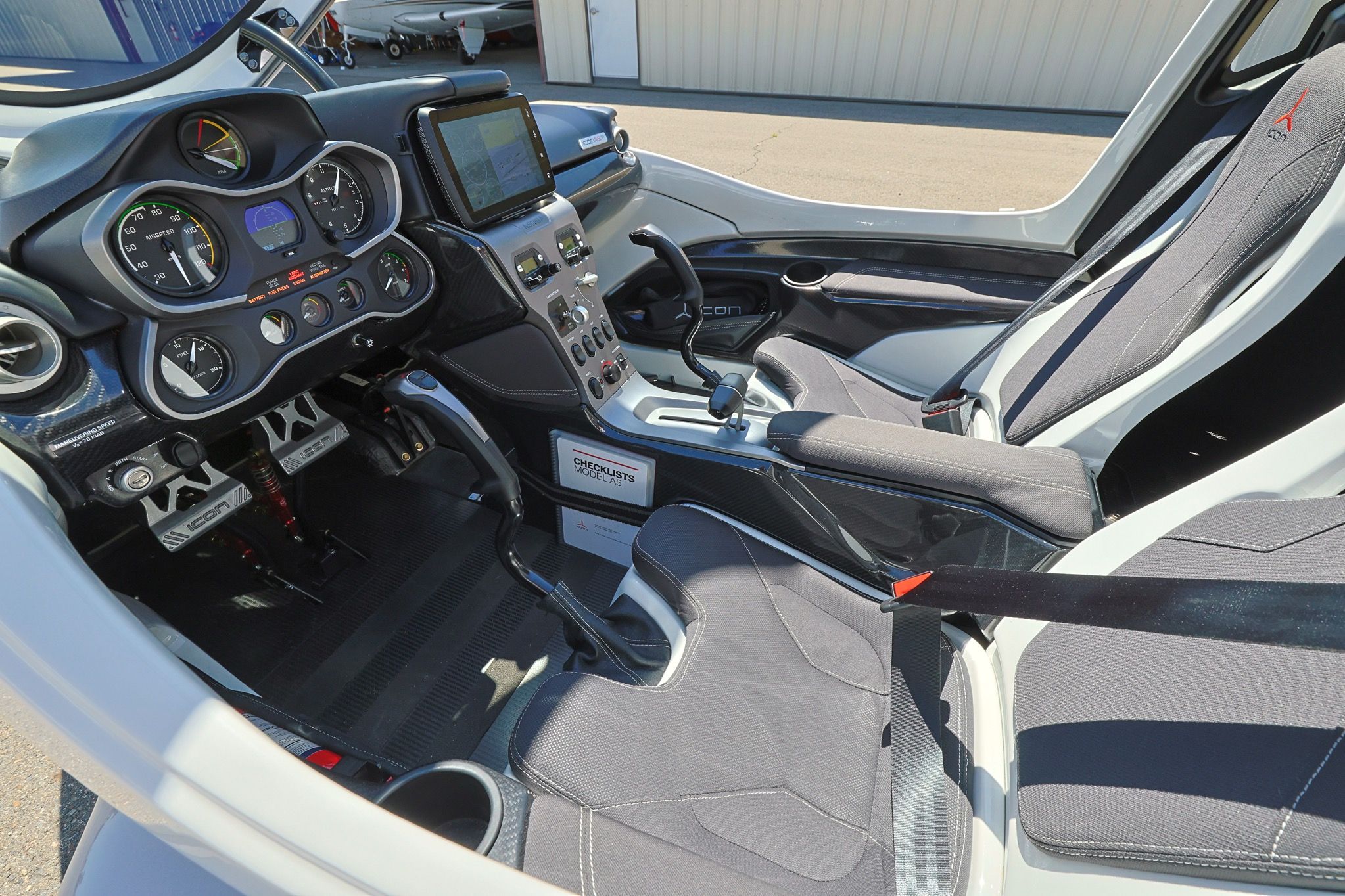 Icon A5 Interior