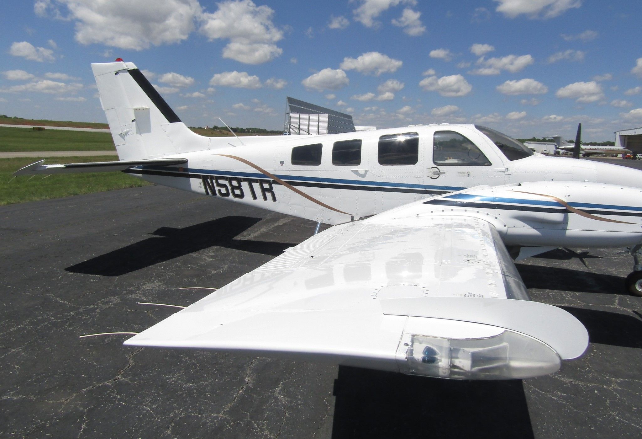 1985 Beechcraft Baron 58P for sale
