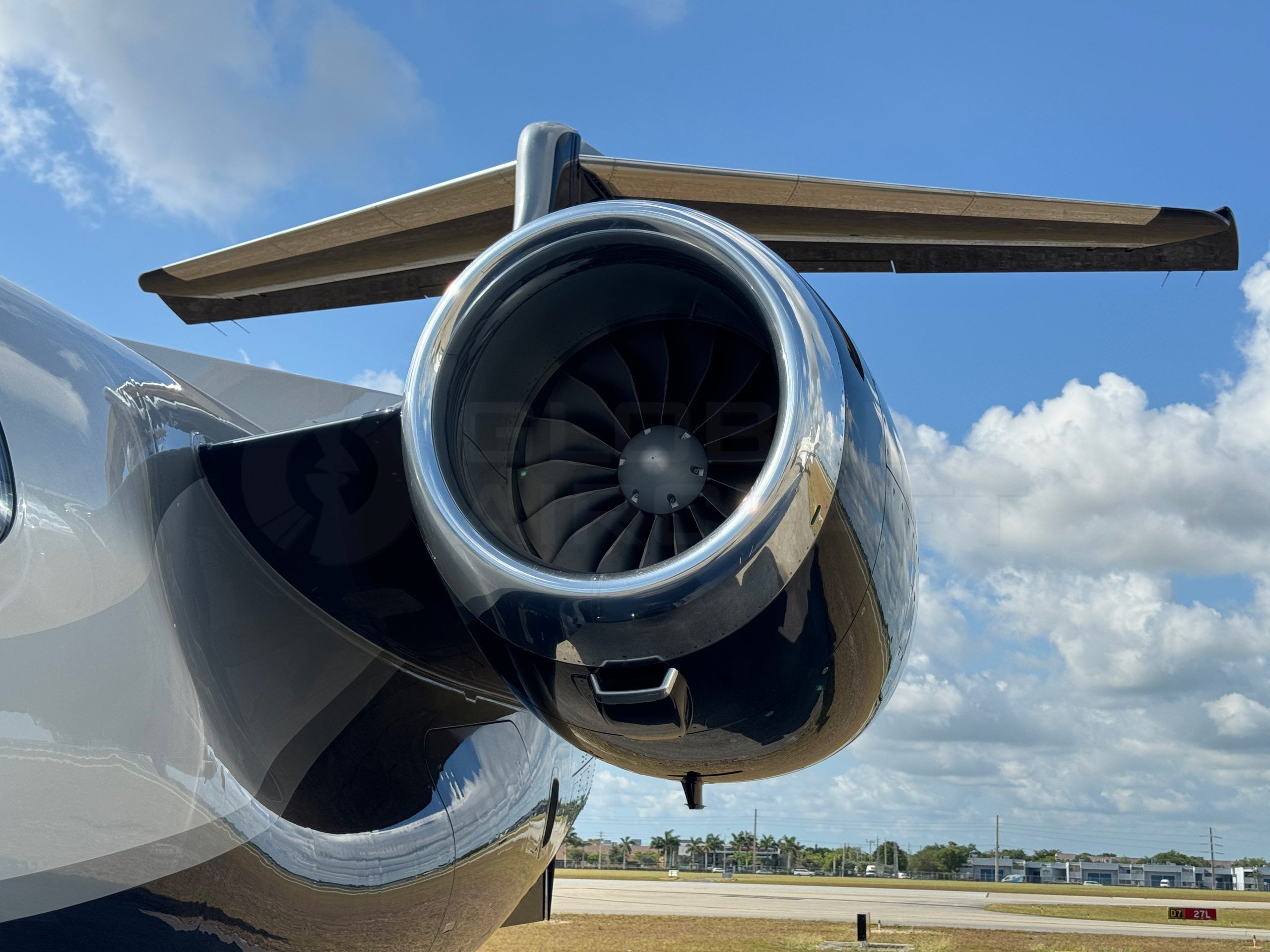 2020 Embraer Phenom 300E for sale