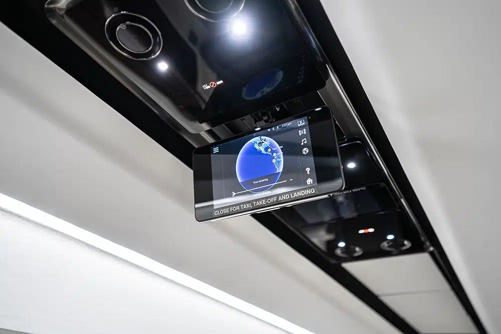 2018 Embraer Phenom 300E for sale