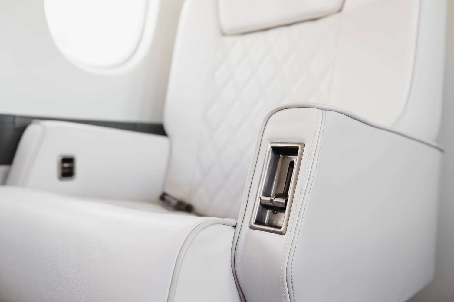 2000 Dassault Falcon 2000 for sale