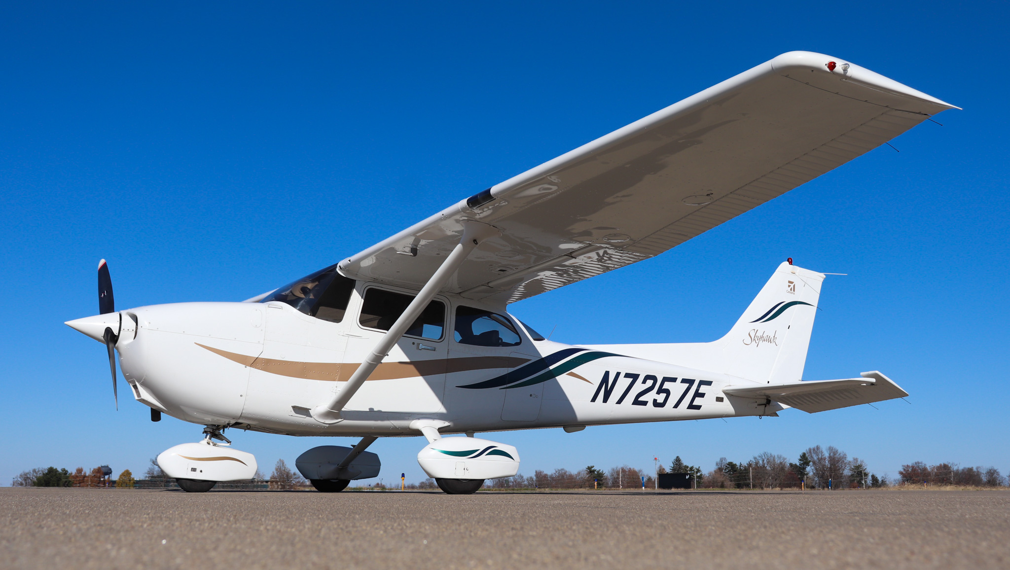 1999 Cessna 172R Skyhawk for sale