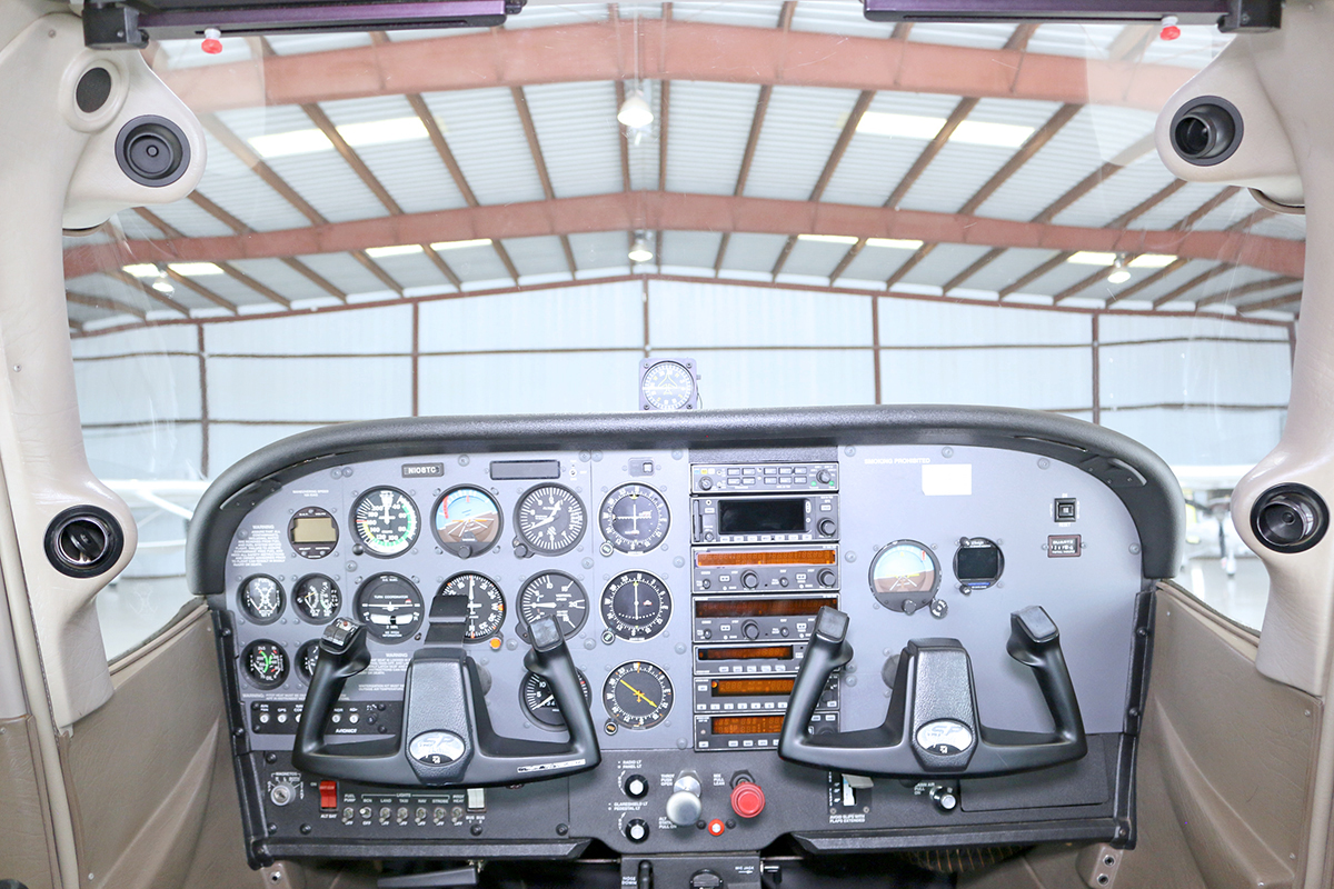 2001 Cessna 172SP Skyhawk for sale